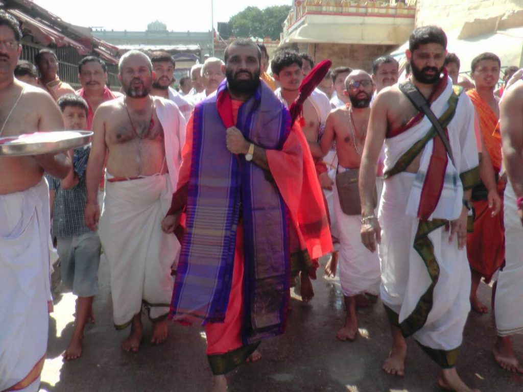 Kashi Mutt seer Samyamindra Thirtha Swamyji visits Tirumala – Tirumala ...