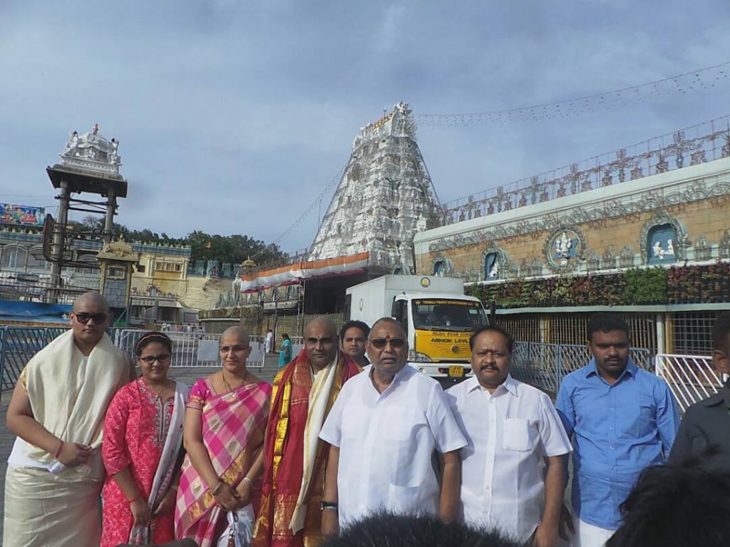 TDP MP Rayapati Sambasiva Rao offers prayers at Tirumala – Tirumala Updates