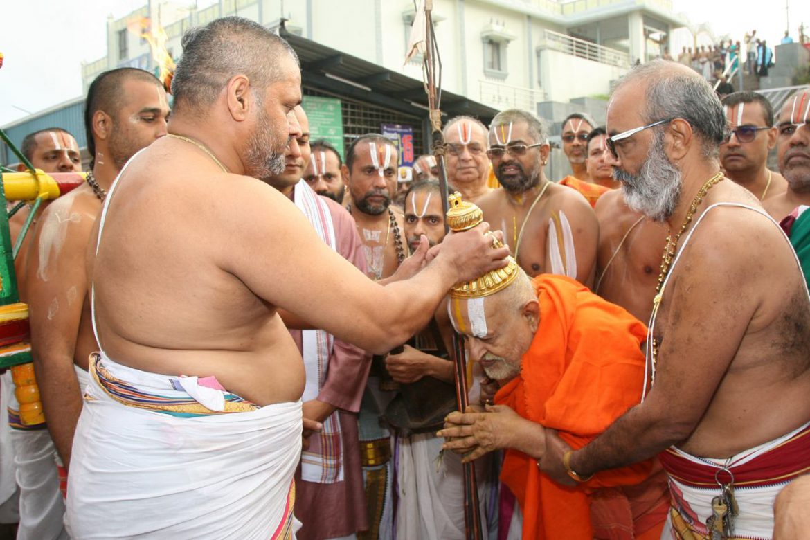 Sri Rangam Srimath Andavan ashramam chief pontiff visits Tirumala ...