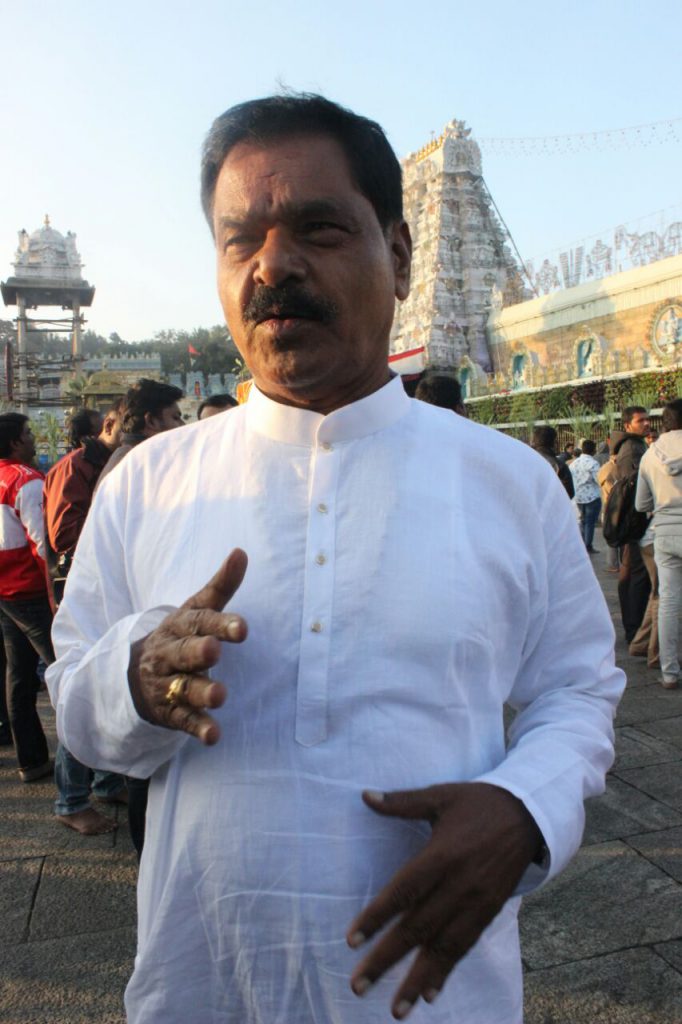 VIPs and Political leaders visit Tirumala on Eve of Vaikunta Ekadasi ...