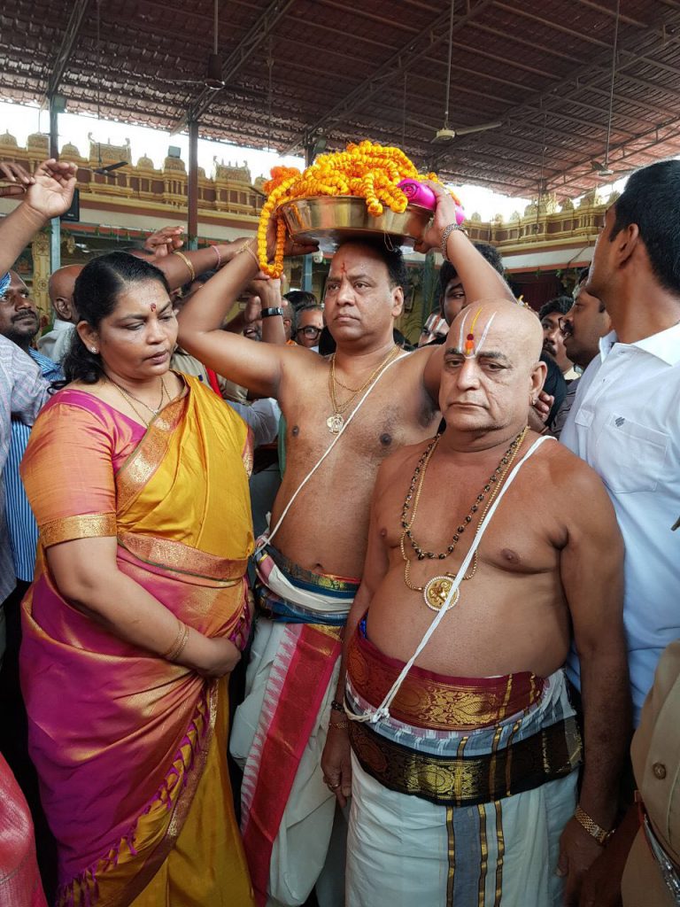 TTD JEO Srinivasa Raju offers silk clothes to Lord Sri Rama – Tirumala ...