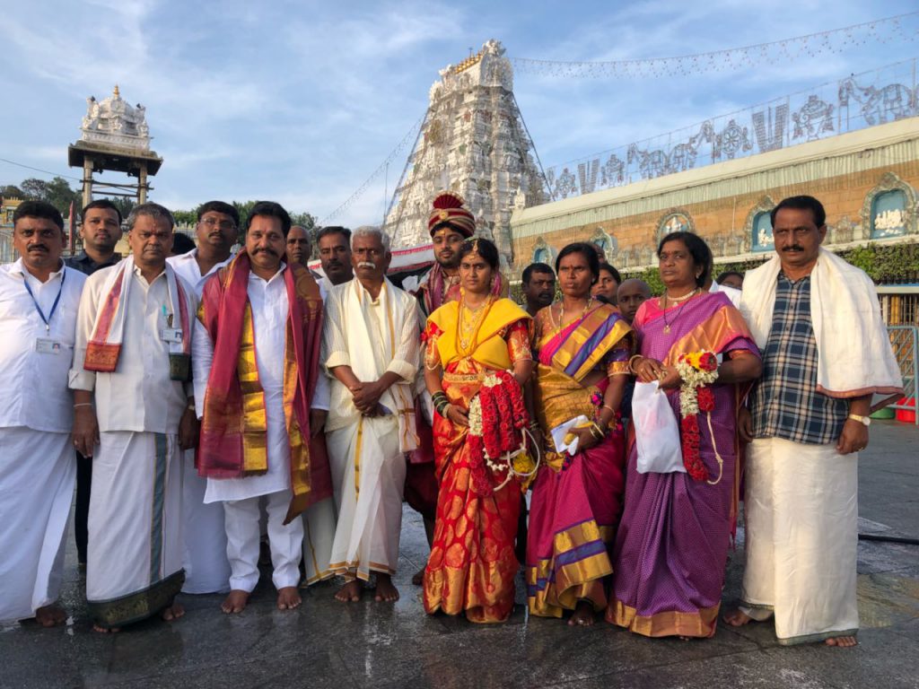 TDP Minister Amarnath Reddy prays at Tirumala – Tirumala Updates