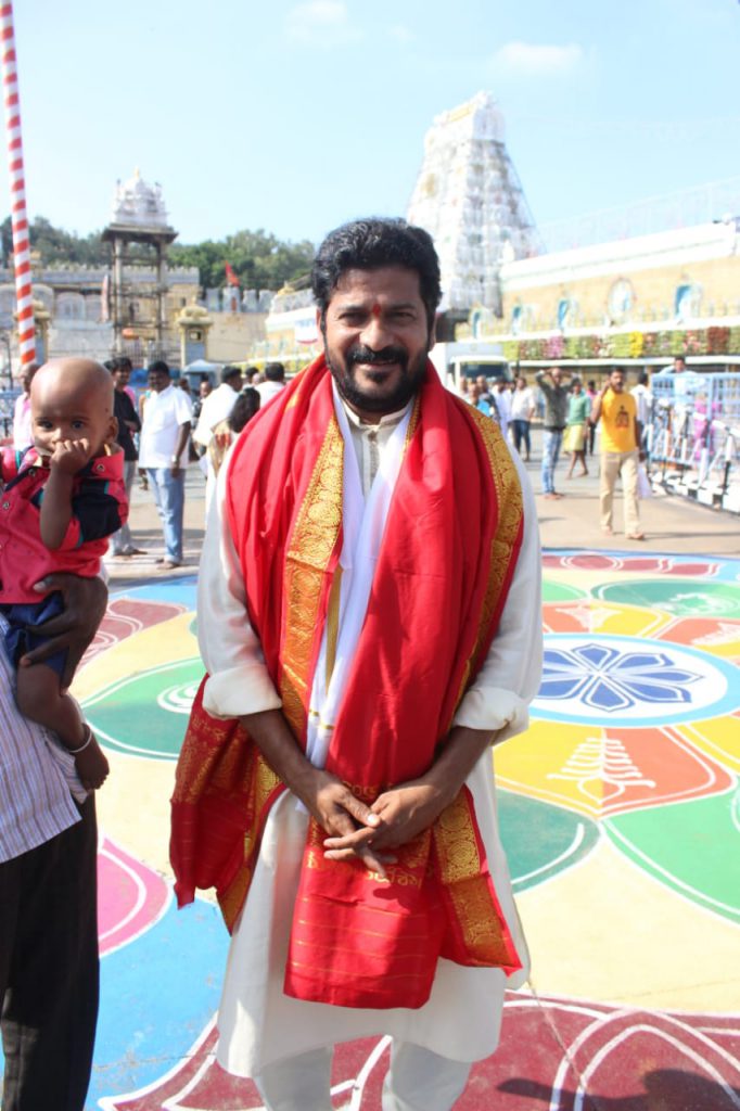 Congress MLA Revanth Reddy visits Tirumala with Family – Tirumala Updates