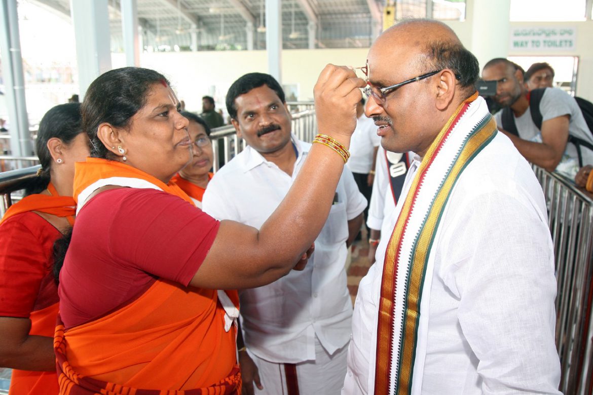 TTD Chairman P Sudhakar Yadav inspects queue lines – Tirumala Updates